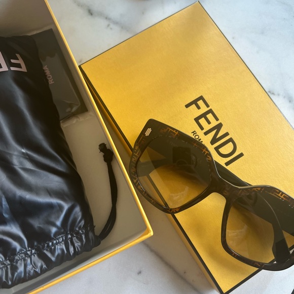 Fendi | Accessories | Fendi Geometric Square Acetate Sunglasses | Poshmark